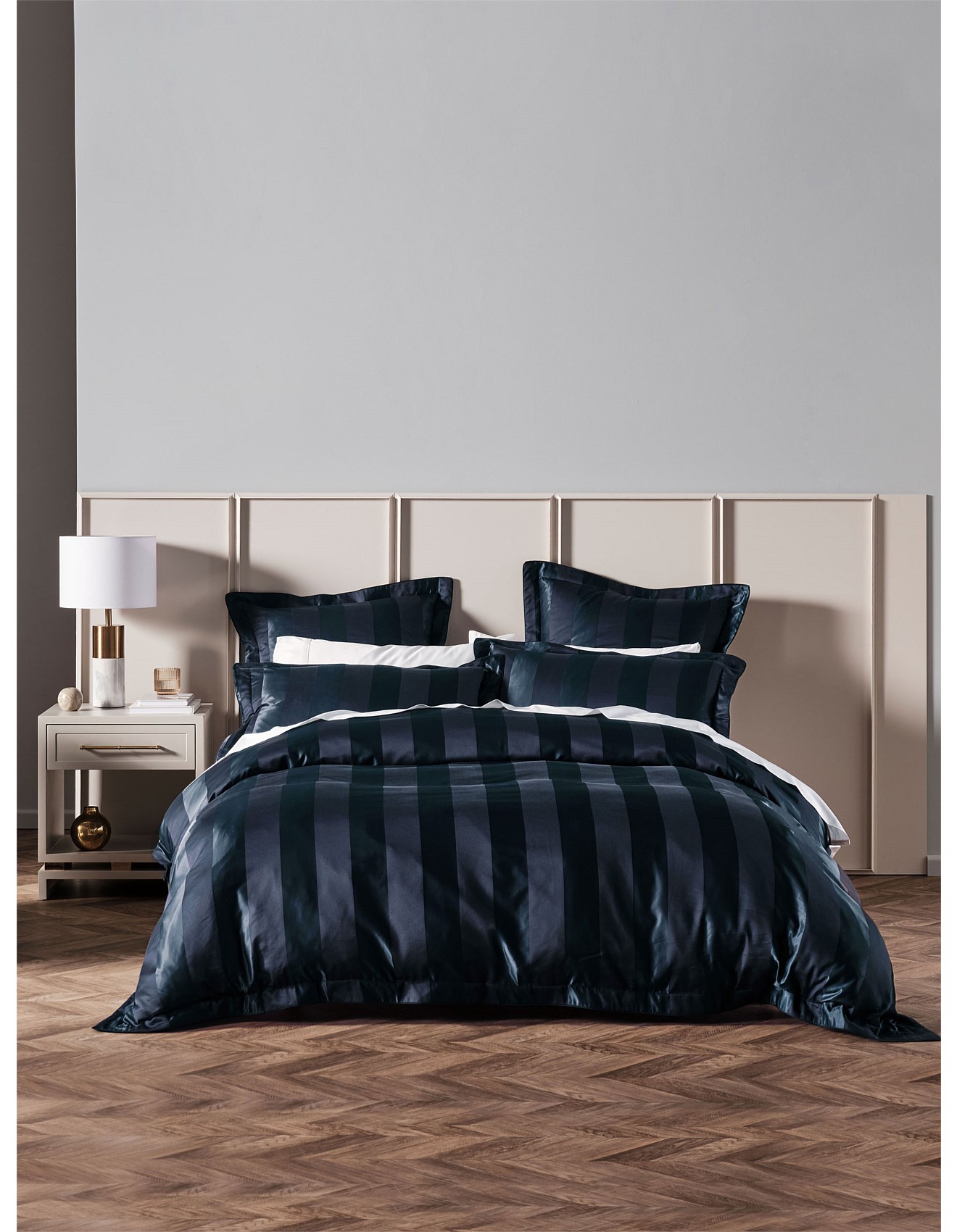 Linen House Francesco Queen Quilt Cover Set In Navy | David Jones