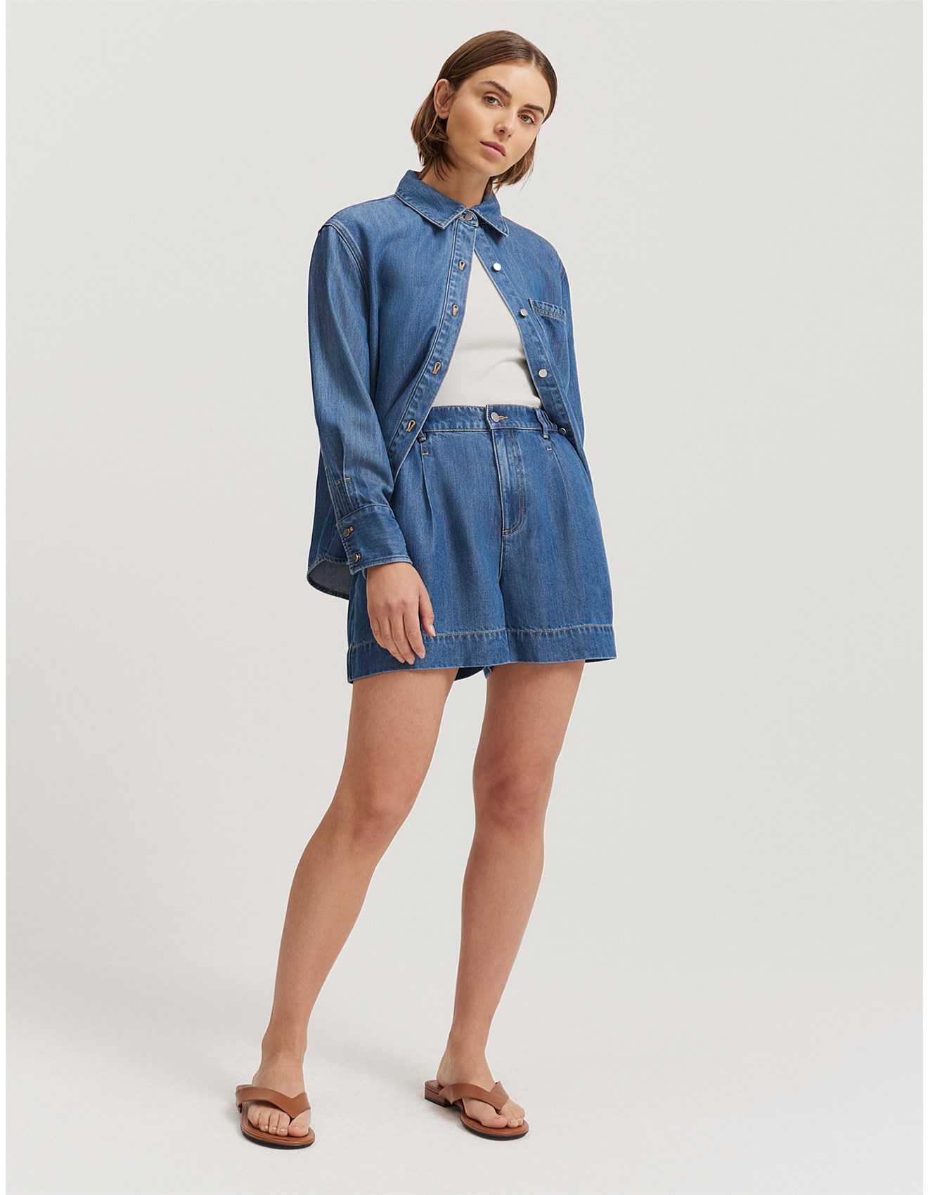 Country Road Tuck Detail Short | David Jones