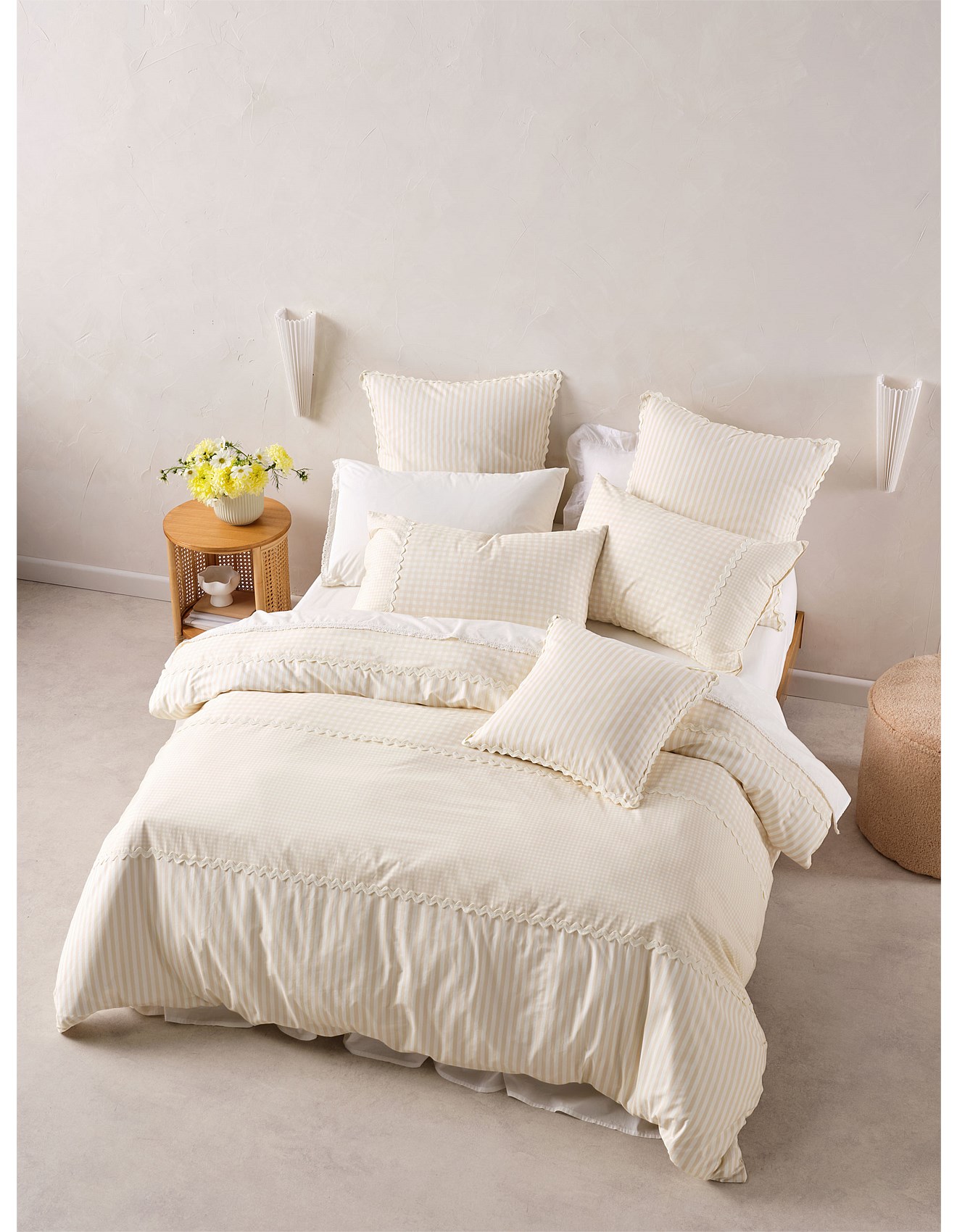 Linen House Chica Queen Quilt Cover Set | David Jones