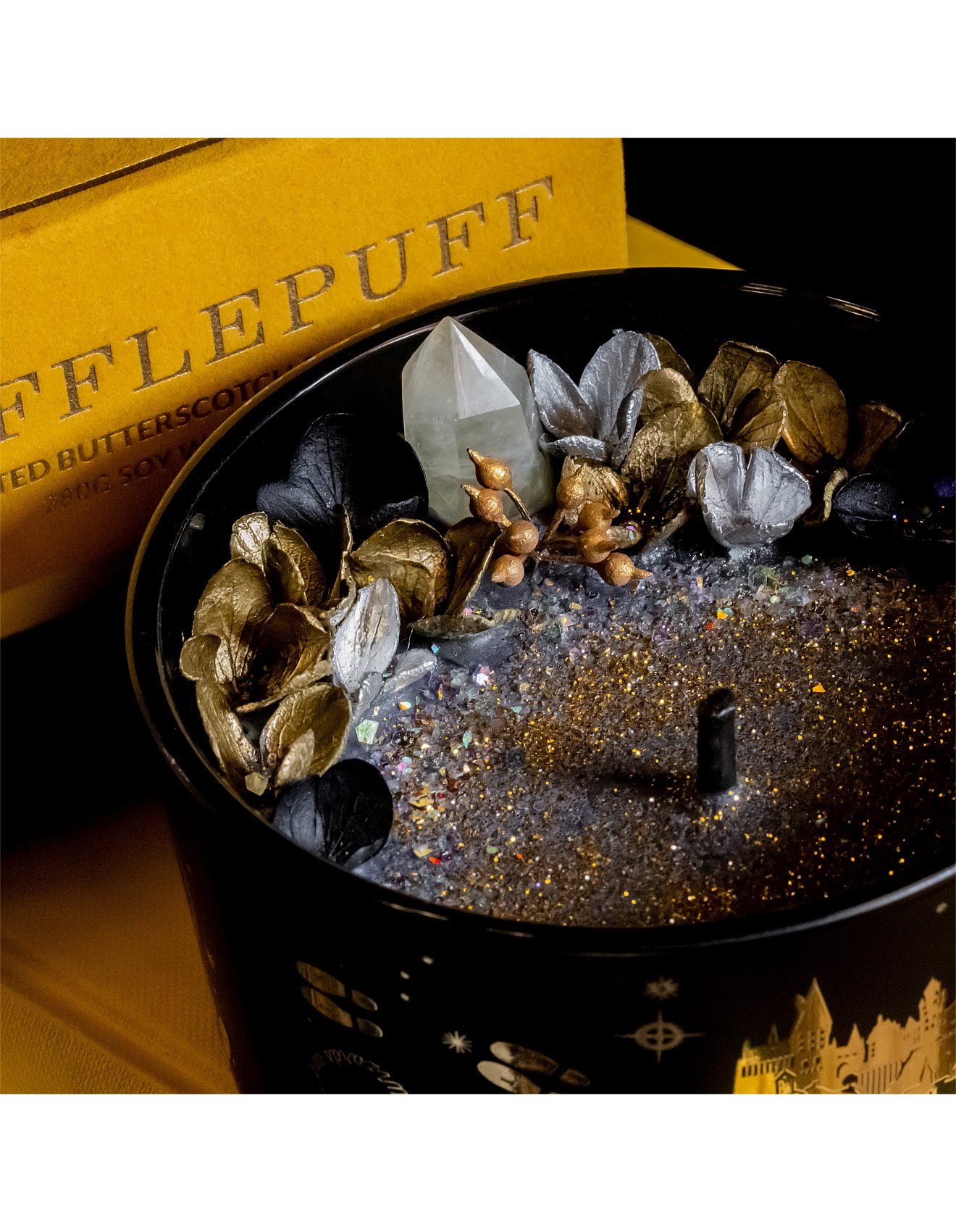 Short Story Harry Potter Candle Hufflepuff 280g | David Jones