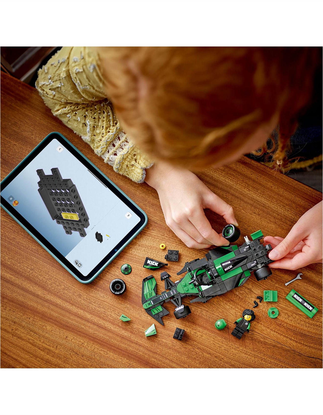 Lego Lego Speed Champions Kick Sauber F1 Team C44 Race Car 77247 ...