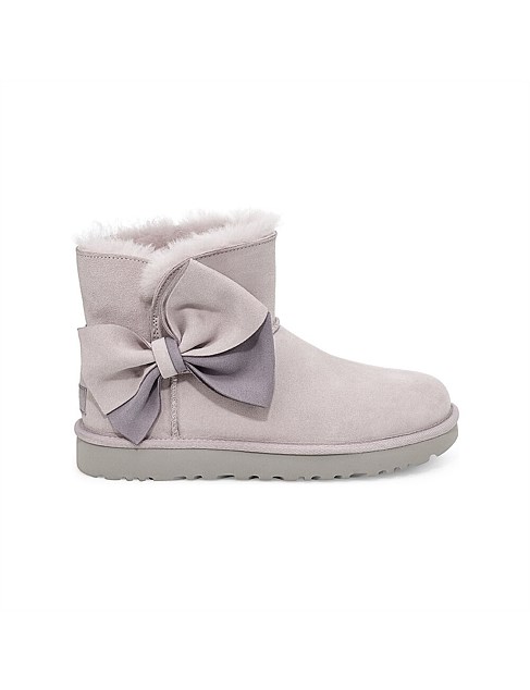 Ugg W Classic Mini Two-tone Bow Boot | David Jones