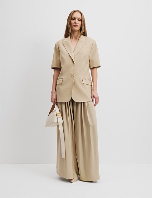 Country Road Extended Shoulder Vest | David Jones