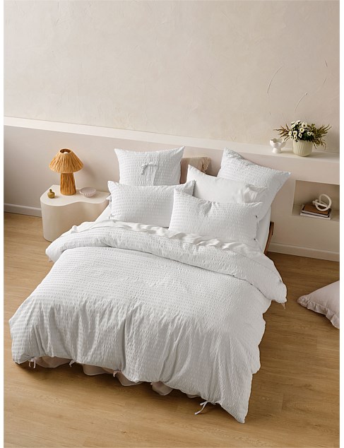 Linen House Ferrara Super King Quilt Cover Set | David Jones