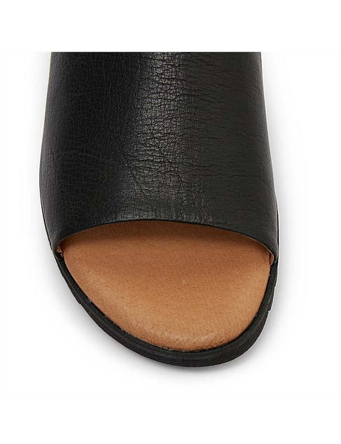 Easy Steps Genoa Slide | David Jones