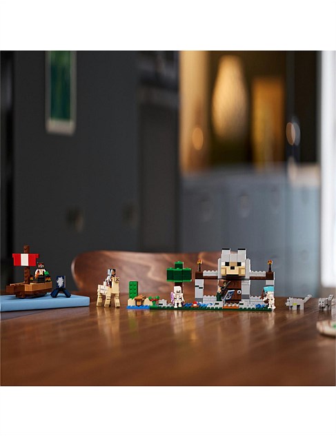 Lego Lego Minecraft the Pirate Ship Voyage 21259 | David Jones